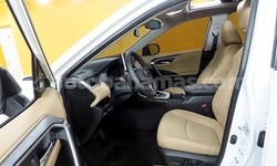 Buy used toyota rav4 white car in marsh harbour in abaco - autobahamas